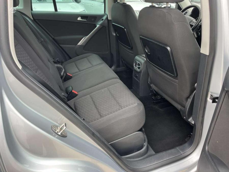 Pelēks Volkswagen Tiguan 2008 Tauragė, ar dzinēja tilpumu 1.97 L un nobraukumu 220 tūkst. km par 5400 €, foto 22 vietnē AUTOMOTO.COM.LV