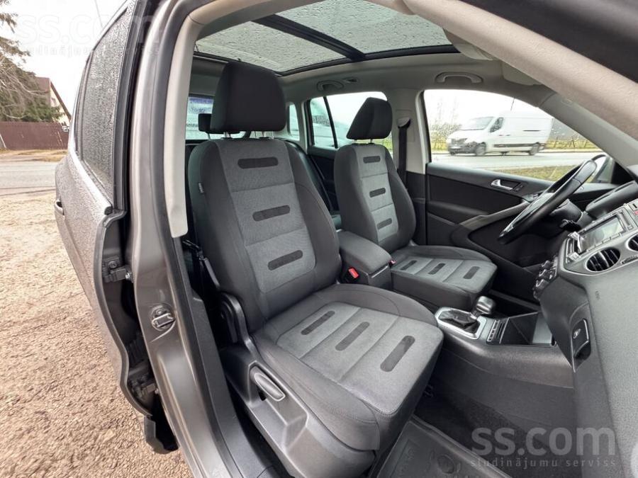 Pelēks Volkswagen Tiguan 2009 Rīga, ar dzinēja tilpumu 2.00 L un nobraukumu 231 tūkst. km par 6950 €, foto 18 vietnē AUTOMOTO.COM.LV