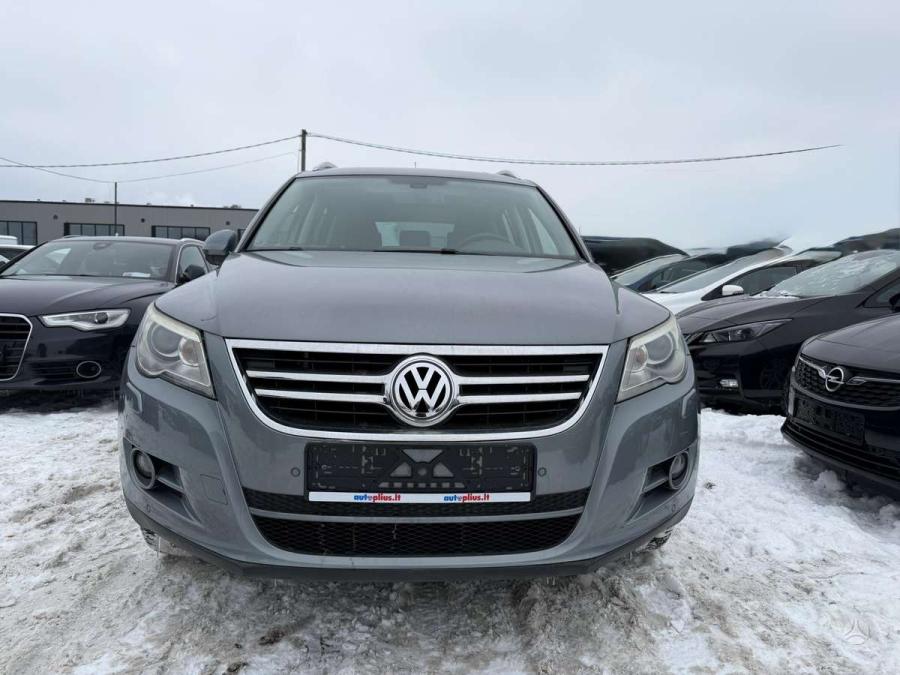 Pelēks Volkswagen Tiguan 2009 Kauņa, ar dzinēja tilpumu 1.97 L un nobraukumu 300 tūkst. km par 7350 €, foto 9 vietnē AUTOMOTO.COM.LV