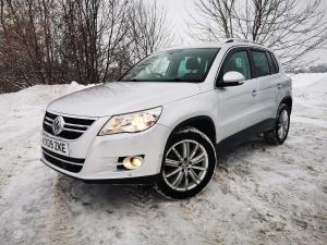 Pelēks Volkswagen Tiguan 2009 Raseiniai, ar dzinēja tilpumu 2.00 L un nobraukumu 161 tūkst. km par 2950 €, foto 4 vietnē AUTOMOTO.COM.LV