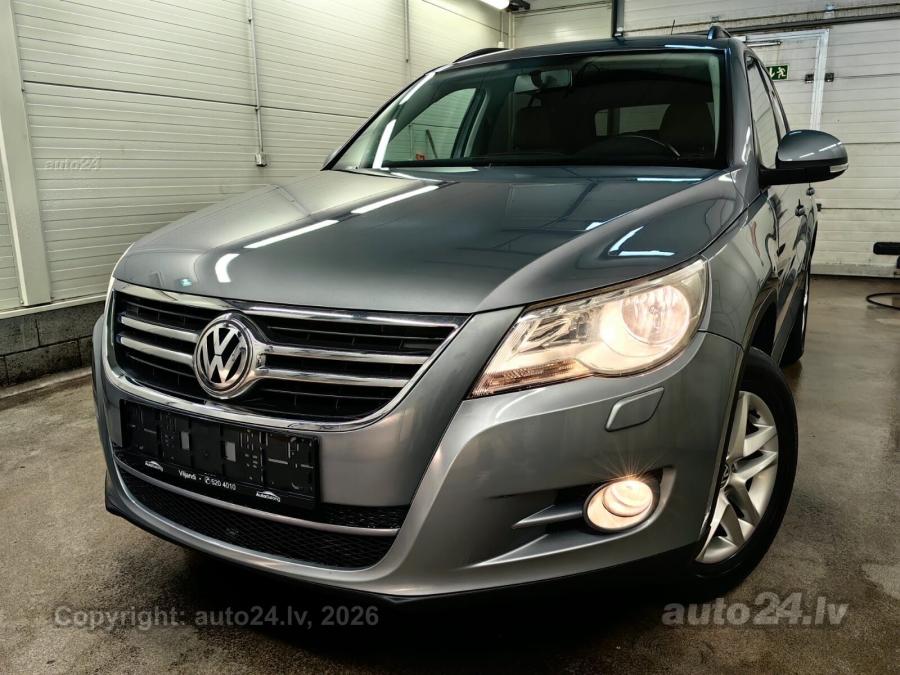 Pelēks Volkswagen Tiguan 2009 Viljandi, ar dzinēja tilpumu 2.00 L un nobraukumu 247 tūkst. km par 6190 €, foto 3 vietnē AUTOMOTO.COM.LV
