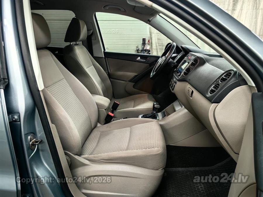 Pelēks Volkswagen Tiguan 2009 Viljandi, ar dzinēja tilpumu 2.00 L un nobraukumu 247 tūkst. km par 6190 €, foto 7 vietnē AUTOMOTO.COM.LV