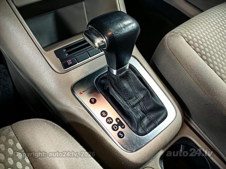 Pelēks Volkswagen Tiguan 2009 Viljandi, ar dzinēja tilpumu 2.00 L un nobraukumu 247 tūkst. km par 6190 €, foto 10 vietnē AUTOMOTO.COM.LV
