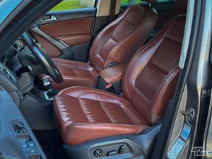 Grey Volkswagen Tiguan 2009 in Kaunas, with an engine capacity of 2.00 L and mileage of 277 thousand km for 6950 €, photo 25 on AUTOMOTO.COM.LV