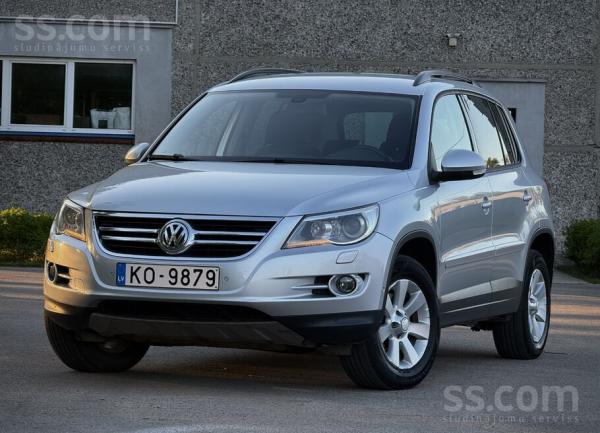Pelēks Volkswagen Tiguan 2009 Rīga, ar dzinēja tilpumu 2.00 L un nobraukumu 316 tūkst. km par 6500 €, foto 1 vietnē AUTOMOTO.COM.LV