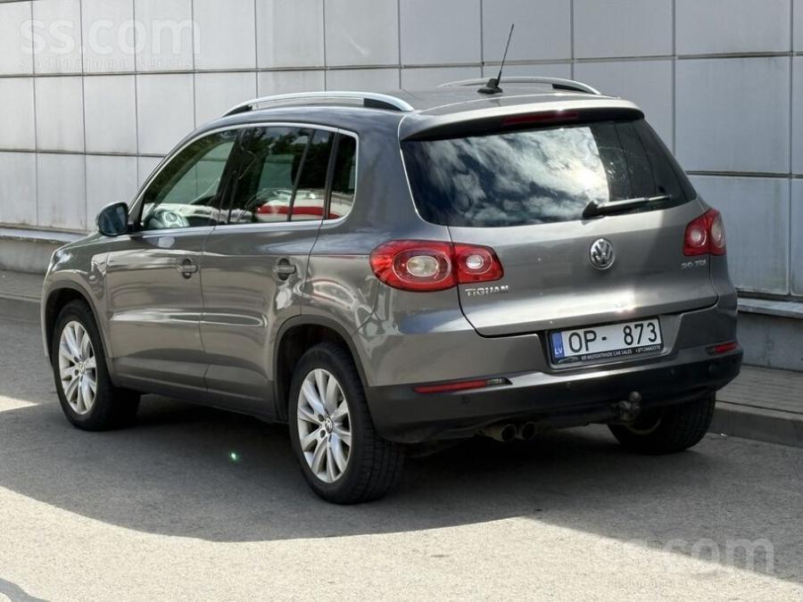 Pelēks Volkswagen Tiguan 2009 Rīga, ar dzinēja tilpumu 2.00 L un nobraukumu 0 tūkst. km par 3900 €, foto 5 vietnē AUTOMOTO.COM.LV