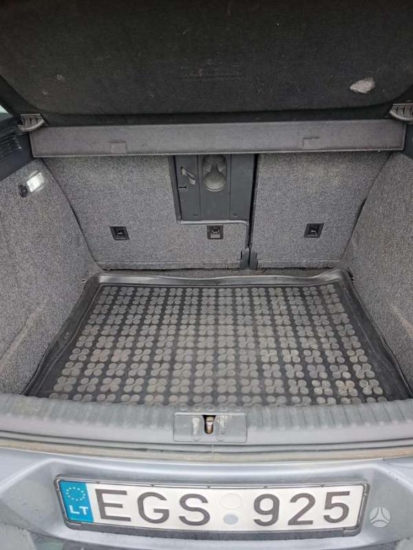 Grey Volkswagen Tiguan 2009 in Salcininkai, with an engine capacity of 1.97 L and mileage of 375 thousand km for 5350 €, photo 10 on AUTOMOTO.COM.LV