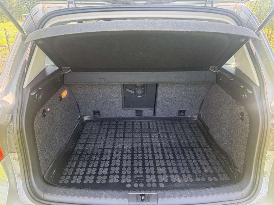 Pelēks Volkswagen Tiguan 2009 Raseiniai, ar dzinēja tilpumu 1.98 L un nobraukumu 261 tūkst. km par 4700 €, foto 12 vietnē AUTOMOTO.COM.LV