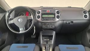 Pelēks Volkswagen Tiguan 2009 Ogre, ar dzinēja tilpumu 2.00 L un nobraukumu 163 tūkst. km par 7350 €, foto 10 vietnē AUTOMOTO.COM.LV