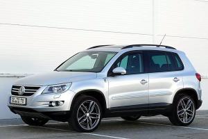 Pelēks Volkswagen Tiguan 2009 Rīga, ar dzinēja tilpumu 2.00 L un nobraukumu 1768 tūkst. km par 7900 €, foto 5 vietnē AUTOMOTO.COM.LV