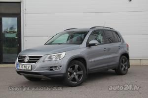 Pelēks Volkswagen Tiguan 2009 Tartu, ar dzinēja tilpumu 2.00 L un nobraukumu 290 tūkst. km par 3999 €, foto 4 vietnē AUTOMOTO.COM.LV