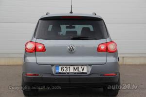Pelēks Volkswagen Tiguan 2009 Tartu, ar dzinēja tilpumu 2.00 L un nobraukumu 290 tūkst. km par 3999 €, foto 6 vietnē AUTOMOTO.COM.LV