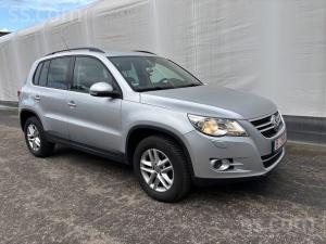 Grey Volkswagen Tiguan 2009 in Ogre, with an engine capacity of 1.40 L and mileage of 241 thousand km for 5750 €, photo 5 on AUTOMOTO.COM.LV