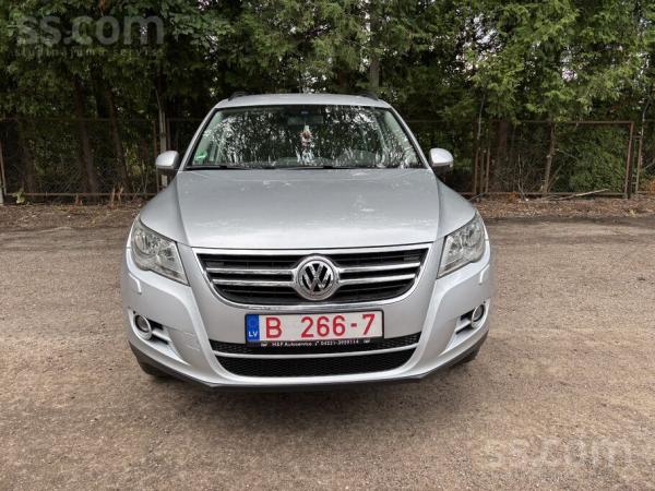 Pelēks Volkswagen Tiguan 2009 Ogre, ar dzinēja tilpumu 1.40 L un nobraukumu 241 tūkst. km par 5750 €, foto 7 vietnē AUTOMOTO.COM.LV