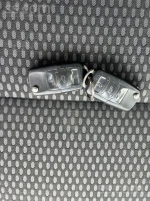 Grey Volkswagen Tiguan 2009 in Ogre, with an engine capacity of 1.40 L and mileage of 241 thousand km for 5750 €, photo 18 on AUTOMOTO.COM.LV