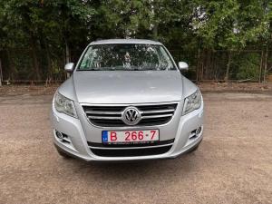 Grey Volkswagen Tiguan 2009 in Ogre, with an engine capacity of 1.40 L and mileage of 241 thousand km for 5750 €, photo 6 on AUTOMOTO.COM.LV