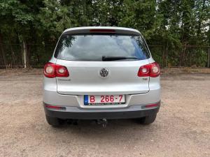 Grey Volkswagen Tiguan 2009 in Ogre, with an engine capacity of 1.40 L and mileage of 241 thousand km for 5750 €, photo 7 on AUTOMOTO.COM.LV