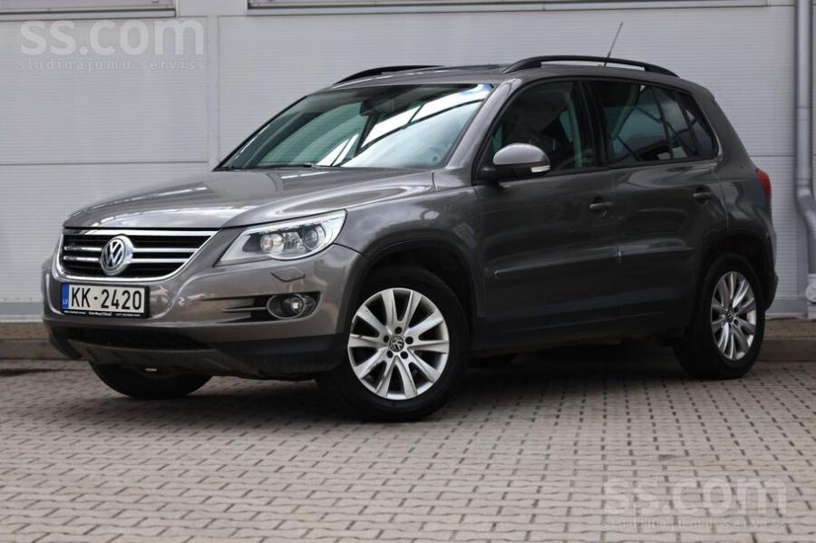 Pelēks Volkswagen Tiguan 2009 Rīga, ar dzinēja tilpumu 2.00 L un nobraukumu 0 tūkst. km par 3495 €, foto 1 vietnē AUTOMOTO.COM.LV