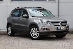 Pelēks Volkswagen Tiguan 2009 Rīga, ar dzinēja tilpumu 2.00 L un nobraukumu 0 tūkst. km par 3495 €, foto 3 vietnē AUTOMOTO.COM.LV