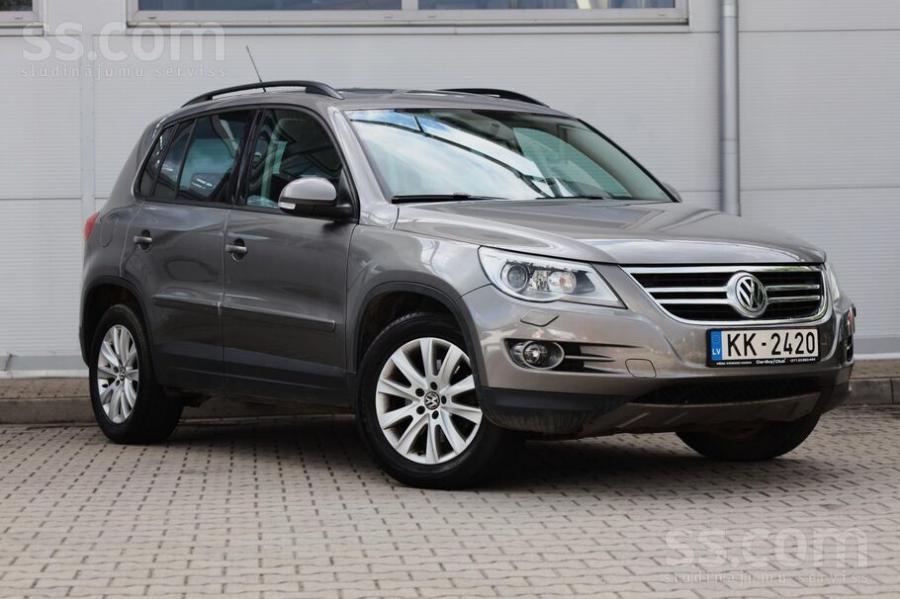 Pelēks Volkswagen Tiguan 2009 Rīga, ar dzinēja tilpumu 2.00 L un nobraukumu 0 tūkst. km par 3495 €, foto 3 vietnē AUTOMOTO.COM.LV