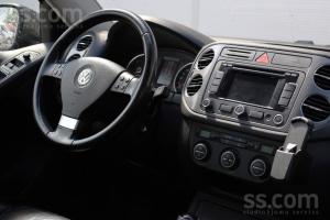 Pelēks Volkswagen Tiguan 2009 Rīga, ar dzinēja tilpumu 2.00 L un nobraukumu 0 tūkst. km par 3495 €, foto 11 vietnē AUTOMOTO.COM.LV