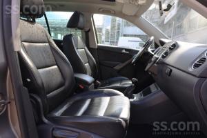 Pelēks Volkswagen Tiguan 2009 Rīga, ar dzinēja tilpumu 2.00 L un nobraukumu 0 tūkst. km par 3495 €, foto 12 vietnē AUTOMOTO.COM.LV