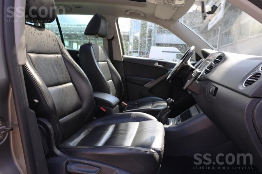 Pelēks Volkswagen Tiguan 2009 Rīga, ar dzinēja tilpumu 2.00 L un nobraukumu 0 tūkst. km par 3495 €, foto 12 vietnē AUTOMOTO.COM.LV