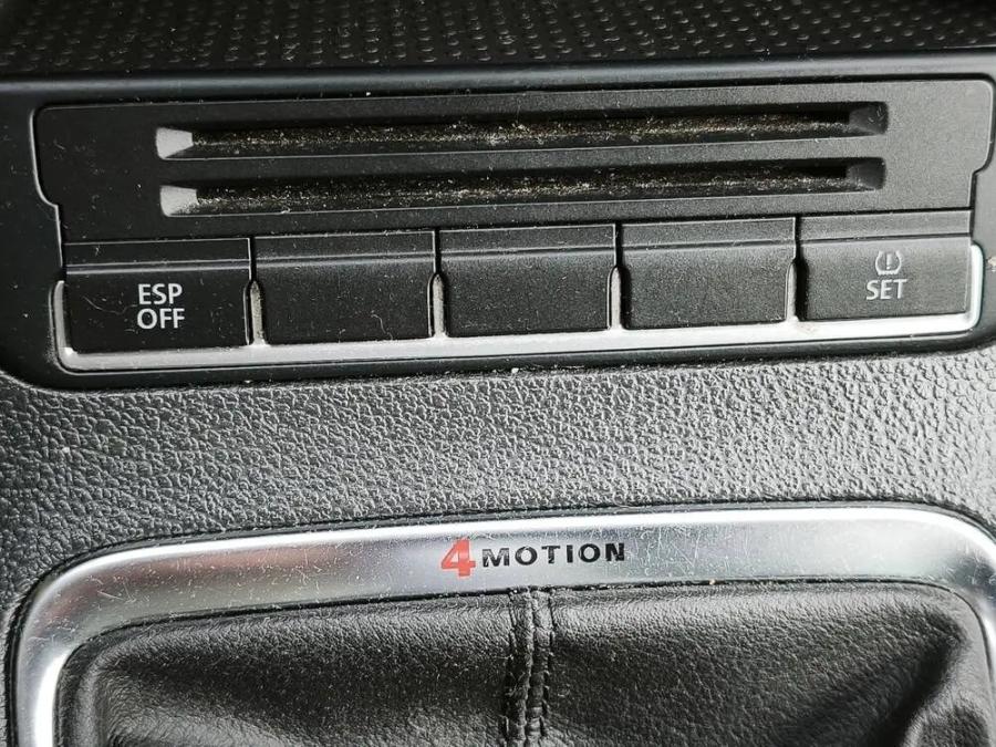 Grey Volkswagen Tiguan 2009 in Cesis, with an engine capacity of 2.00 L and mileage of 252 thousand km for 6950 €, photo 20 on AUTOMOTO.COM.LV