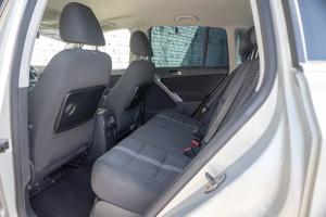 Grey Volkswagen Tiguan 2009 in Liepaja, with an engine capacity of 1.40 L and mileage of 257 thousand km for 6950 €, photo 11 on AUTOMOTO.COM.LV