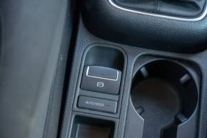 Grey Volkswagen Tiguan 2009 in Liepaja, with an engine capacity of 1.40 L and mileage of 257 thousand km for 6950 €, photo 19 on AUTOMOTO.COM.LV