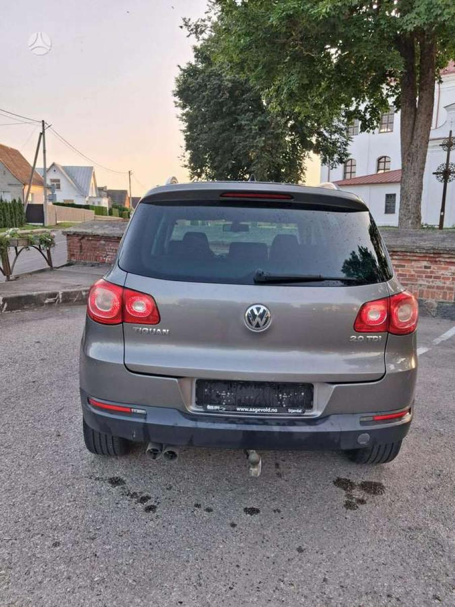 Pelēks Volkswagen Tiguan 2009 Raseiniai, ar dzinēja tilpumu 1.97 L un nobraukumu 260 tūkst. km par 3999 €, foto 6 vietnē AUTOMOTO.COM.LV