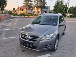 Pelēks Volkswagen Tiguan 2009 Raseiniai, ar dzinēja tilpumu 1.97 L un nobraukumu 260 tūkst. km par 3999 €, foto 13 vietnē AUTOMOTO.COM.LV