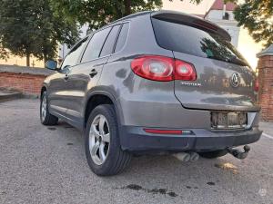 Pelēks Volkswagen Tiguan 2009 Raseiniai, ar dzinēja tilpumu 1.97 L un nobraukumu 260 tūkst. km par 3999 €, foto 15 vietnē AUTOMOTO.COM.LV