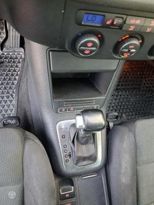 Pelēks Volkswagen Tiguan 2009 Raseiniai, ar dzinēja tilpumu 1.97 L un nobraukumu 260 tūkst. km par 3999 €, foto 19 vietnē AUTOMOTO.COM.LV