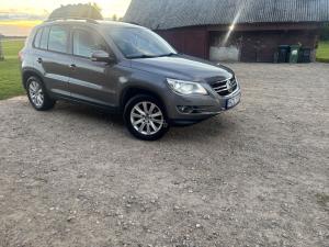 Pelēks Volkswagen Tiguan 2009 Šilalė, ar dzinēja tilpumu 2.00 L un nobraukumu 324 tūkst. km par 4600 €, foto 9 vietnē AUTOMOTO.COM.LV
