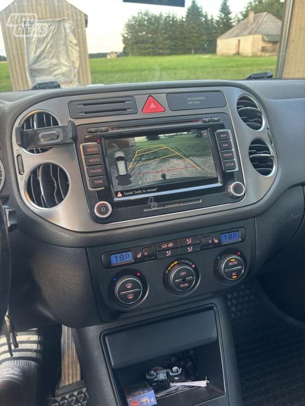 Pelēks Volkswagen Tiguan 2009 Šilalė, ar dzinēja tilpumu 2.00 L un nobraukumu 324 tūkst. km par 4600 €, foto 10 vietnē AUTOMOTO.COM.LV