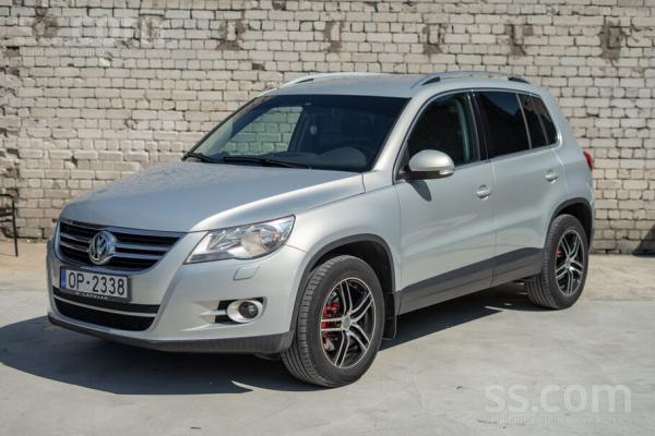 Pelēks Volkswagen Tiguan 2009 Liepāja, ar dzinēja tilpumu 1.40 L un nobraukumu 257 tūkst. km par 6750 €, foto 1 vietnē AUTOMOTO.COM.LV
