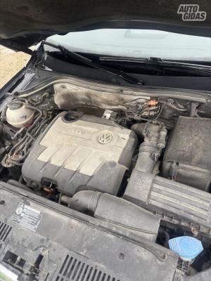 Pelēks Volkswagen Tiguan 2009 Šilalė, ar dzinēja tilpumu 2.00 L un nobraukumu 324 tūkst. km par 4500 €, foto 4 vietnē AUTOMOTO.COM.LV