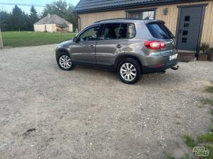 Pelēks Volkswagen Tiguan 2009 Šilalė, ar dzinēja tilpumu 2.00 L un nobraukumu 324 tūkst. km par 4500 €, foto 6 vietnē AUTOMOTO.COM.LV
