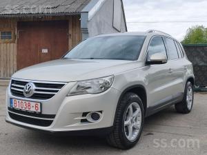 Pelēks Volkswagen Tiguan 2009 Cēsis, ar dzinēja tilpumu 2.00 L un nobraukumu 252 tūkst. km par 6950 €, foto  vietnē AUTOMOTO.COM.LV