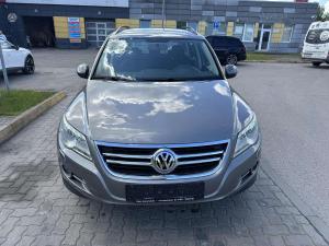 Grey Volkswagen Tiguan 2009 in Kaunas, with an engine capacity of 1.39 L and mileage of 183 thousand km for 5150 €, photo 3 on AUTOMOTO.COM.LV