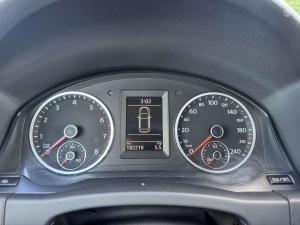 Grey Volkswagen Tiguan 2009 in Kaunas, with an engine capacity of 1.39 L and mileage of 183 thousand km for 5150 €, photo 12 on AUTOMOTO.COM.LV