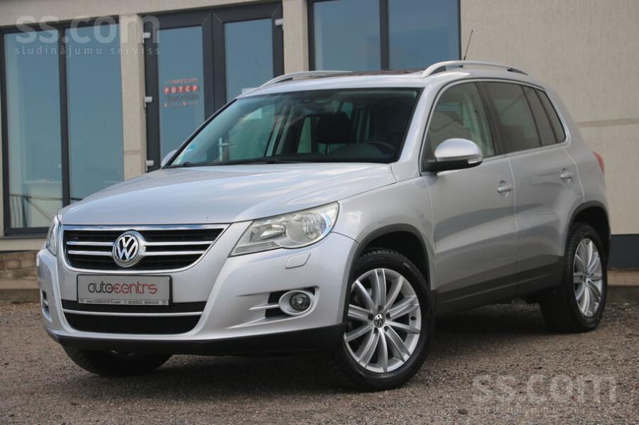 Grey Volkswagen Tiguan 2009 in Tukums, with an engine capacity of 2.00 L and mileage of 138 thousand km for 6969 €, photo 1 on AUTOMOTO.COM.LV