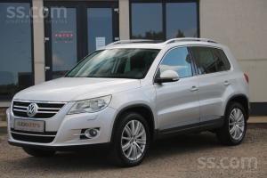 Grey Volkswagen Tiguan 2009 in Tukums, with an engine capacity of 2.00 L and mileage of 138 thousand km for 6969 €, photo 4 on AUTOMOTO.COM.LV