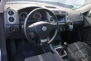 Grey Volkswagen Tiguan 2009 in Tukums, with an engine capacity of 2.00 L and mileage of 138 thousand km for 6969 €, photo 12 on AUTOMOTO.COM.LV