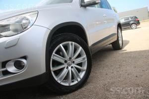 Grey Volkswagen Tiguan 2009 in Tukums, with an engine capacity of 2.00 L and mileage of 138 thousand km for 6969 €, photo 23 on AUTOMOTO.COM.LV