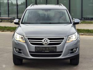 Pelēks Volkswagen Tiguan 2009 Šauļi, ar dzinēja tilpumu 2.00 L un nobraukumu 222 tūkst. km par 4500 €, foto 3 vietnē AUTOMOTO.COM.LV