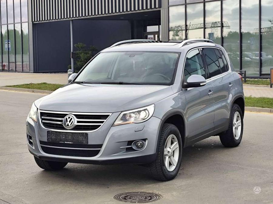Pelēks Volkswagen Tiguan 2009 Šauļi, ar dzinēja tilpumu 2.00 L un nobraukumu 222 tūkst. km par 4500 €, foto 4 vietnē AUTOMOTO.COM.LV