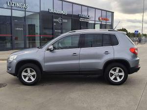 Pelēks Volkswagen Tiguan 2009 Šauļi, ar dzinēja tilpumu 2.00 L un nobraukumu 222 tūkst. km par 4500 €, foto 5 vietnē AUTOMOTO.COM.LV