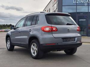Pelēks Volkswagen Tiguan 2009 Šauļi, ar dzinēja tilpumu 2.00 L un nobraukumu 222 tūkst. km par 4500 €, foto 6 vietnē AUTOMOTO.COM.LV